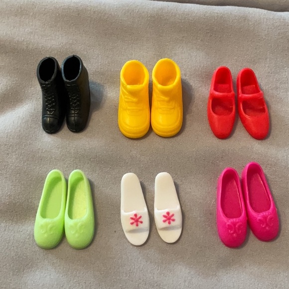 Barbie | Toys | Barbie Little Extras Shoe Pack | Poshmark